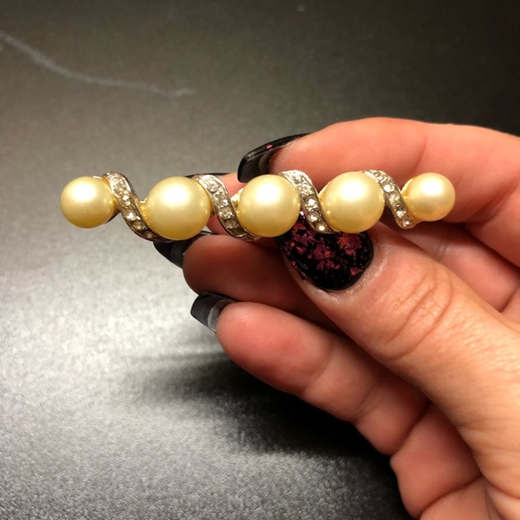 Jewelry | 1 Brooch Collection | Poshmark